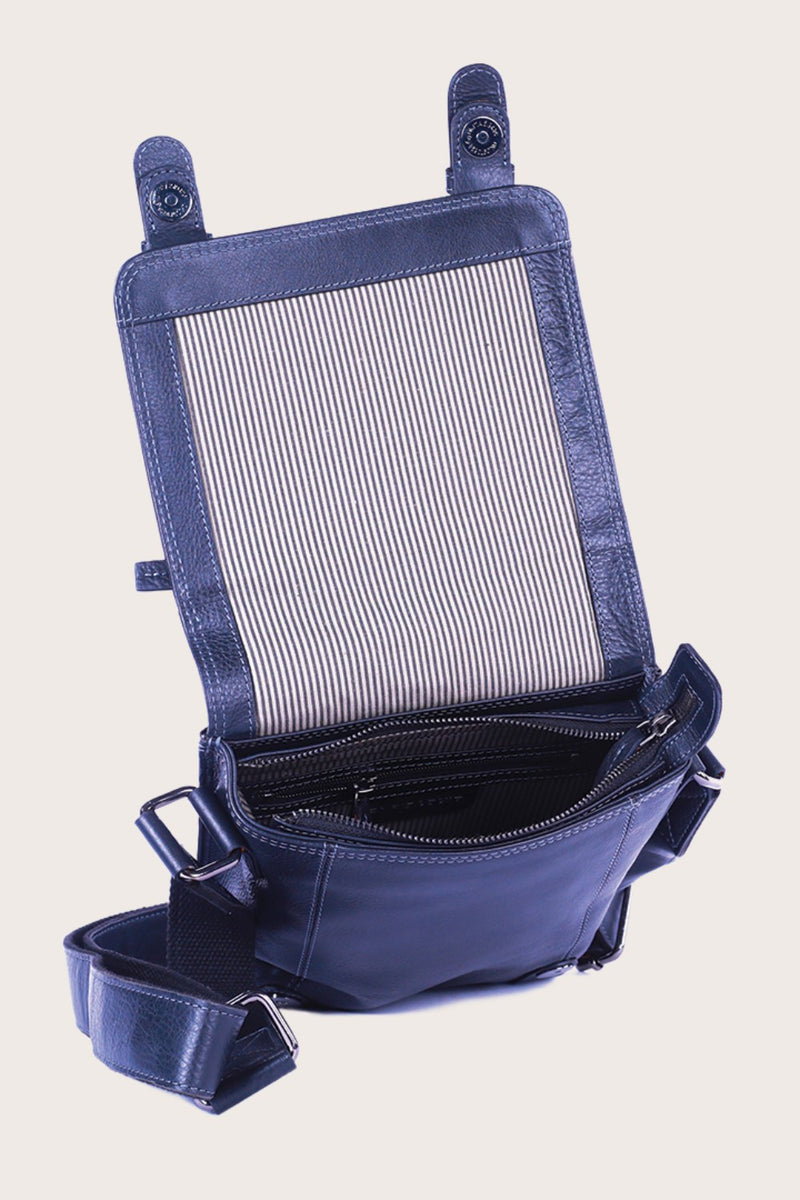 Black Leather Wombat Cross Body Travel Bag | Chris Louis